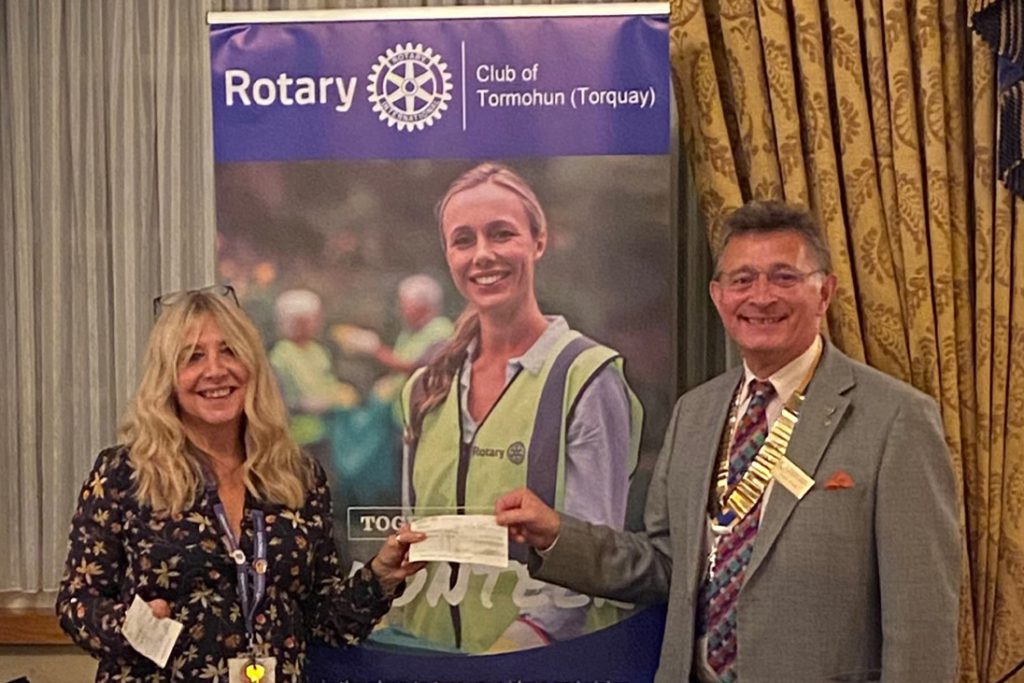 Young artist aces competition organised by the Rotary clubs of Kent ...